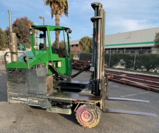 COMBI-LIFT Multidirectional Forklift in Euclid, OH, USA