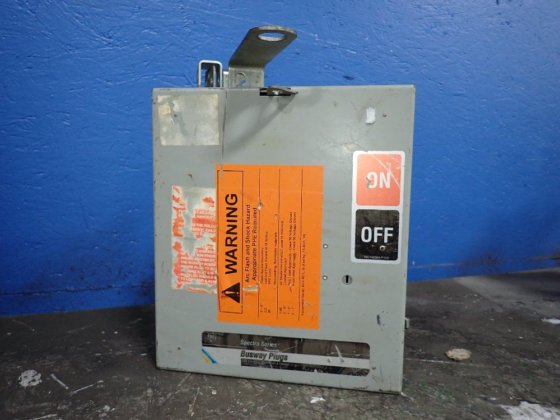 GENERAL ELECTRIC BUS PLUG in Euclid, OH, USA