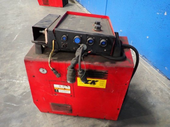 LINCOLN ELECTRIC MULTI-PROCESS WELDER WITH STT-10 WIRD DRIVE CONTROL in ...
