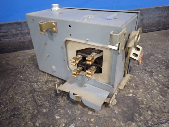 SQUARE D Bus Plug in Euclid, OH, USA