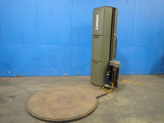 LANTECH STRETCH WRAP MACHINE in Watertown, WI, USA
