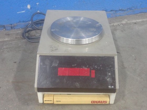 OHAUS SCALE CORP. ELECTRIC SCALE in Watertown, WI, USA