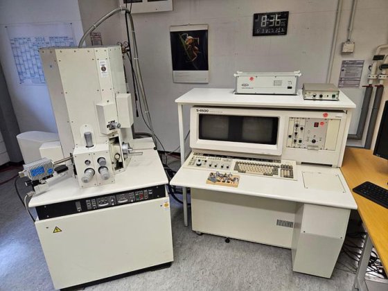 2003 HITACHI S-4500 , Scanning electron microscope in Europe