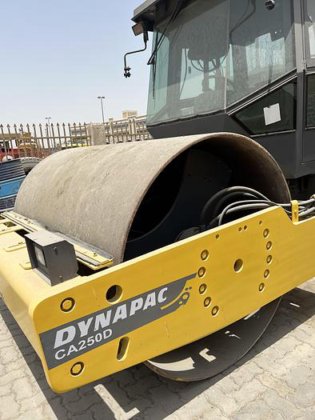 Dynapac CA250D Single drum vibratory rollers in Dubai, United Arab Emirates