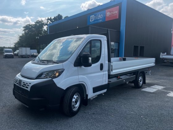 2025 FIAT DUCATO SINGLE CAB DROPSIDE PLATFORM in Laval, Pays de la ...