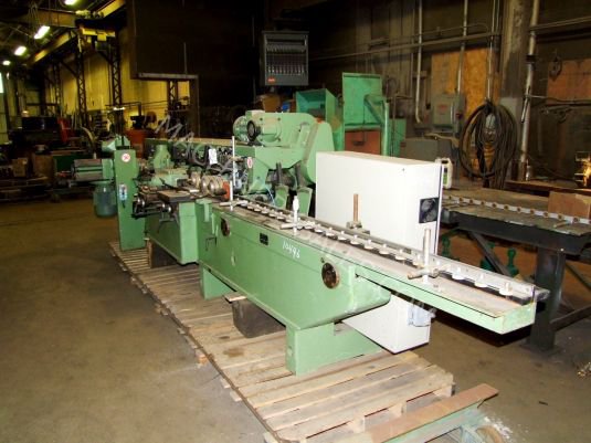 Weinig Moulder Through-Feed Model U14N 7-Head in Portland, OR, USA