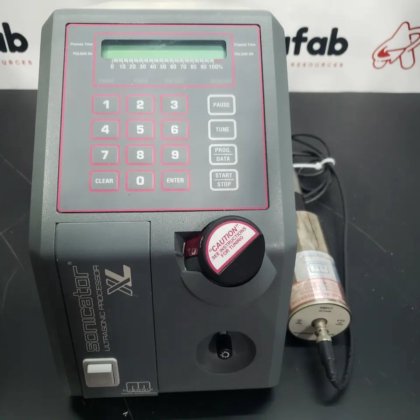 Misonix Sonicator XL2020 Ultrasonic Liquid Processor w/ CL4 Converter ...