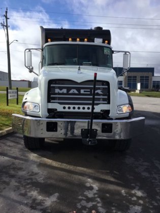 2022 TRUVAC WOLF - 8702 in Innisfil, Ontario, Canada
