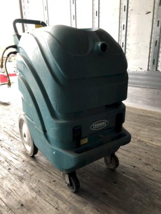 TENNANT 1180 CARPET CLEANER in Holland, OH, USA