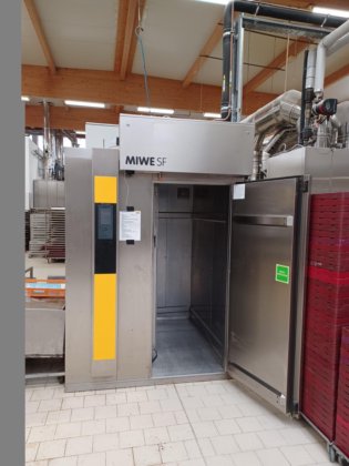 Shock freezer, make MIWE, type SF – D in Weeze, North Rhine-Westphalia ...