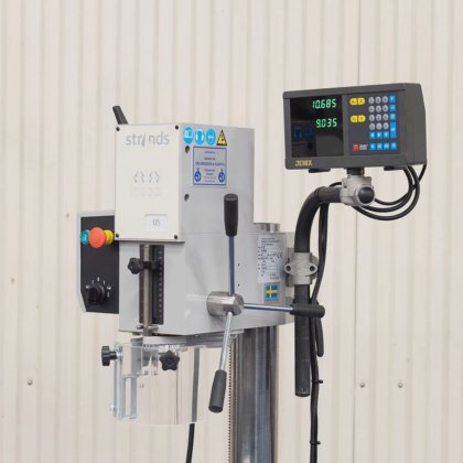 Jenix digital scale DRO in Hässleholm, Skåne County, Sweden