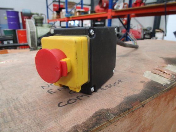 HCK3T/400V Emergency Stop ON-OFF Push Button Switch in Tullamarine ...