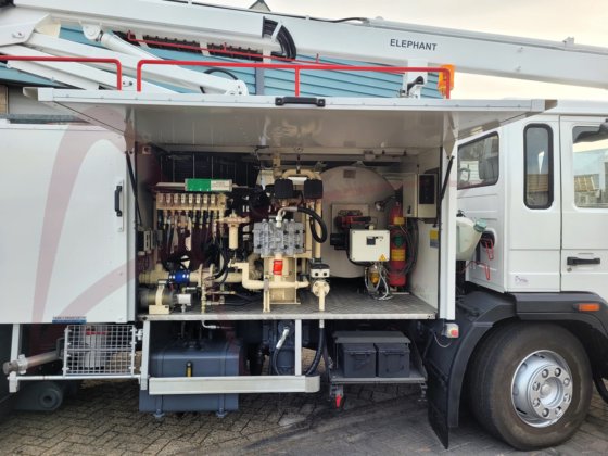 2000 VESTERGAARD ELEPHANT MY in Heemskerk, Netherlands