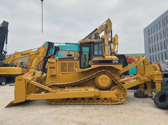 D7r Crawler Bulldozer Second Hand D7g Dozer with Scarifier in Anhui, China