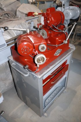 Kwik-Way SV Valve Grinder in Minneapolis, MN, USA