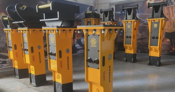 100mm Chisel Soosan Sb50 Silence Box Type Hydraulic Rock Breaker in ...