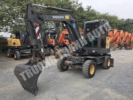 2014 VOLVO EW60C PRO wheel excavator in Hanoi, Vietnam