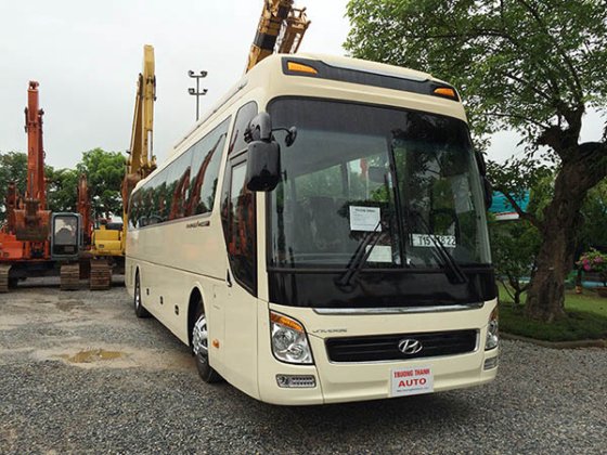 2015 HYUNDAI UNIVERSE EXPRESS NOBLE TRUCK 47 ONLY MANUFACTURED 2015 100 ...