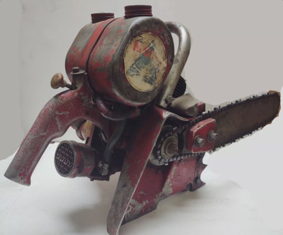 VINTAGE 1950's MONO LINE LOGGING CHAINSAW-- MAN CAVE- WILL FIRE ...