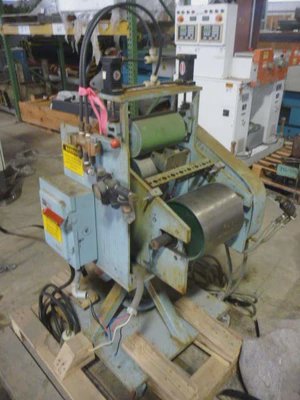 8" Wide Killion Laboratory Cast Unit in Neuville-en-Ferrain, Hauts-de ...