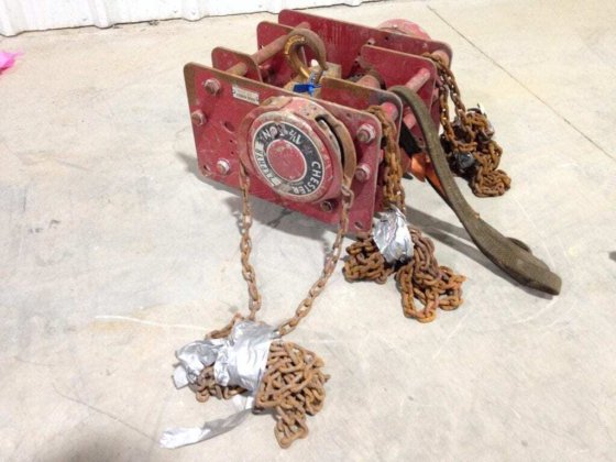Chester Zephyr 1.5 Ton Chain Hoist with a Beam Trolley manual in ...