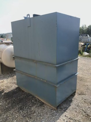Rectangular Vertical Liquid Strainer Tank ; 630 Gallon Steel in ...