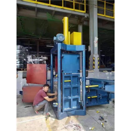 Automatic bale turning vertical hydraulic baler vertical garment rag baling and bundling machine ...