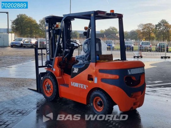 2023 Vortex HH30 ISUZU NEW UNUSED - 3 STAGE MAST - SS in Netherlands