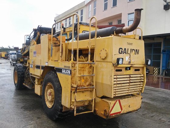 1992 DRESSER GALION SP600.SP780 in Posušje, Bosnia and Herzegovina