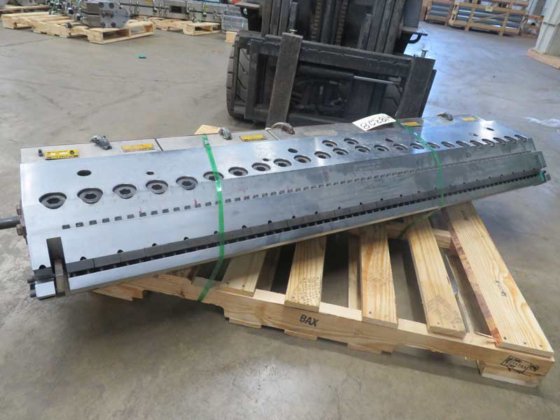 PRODUCTION COMPONENTS 66″ SHEET DIE 18328 in Elk Grove Village, IL, USA