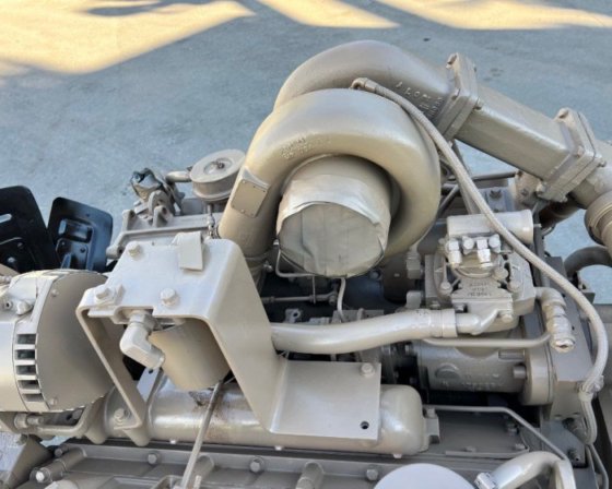 1982 CUMMINS VT903 ENGINE 300HP in Miami, FL, USA