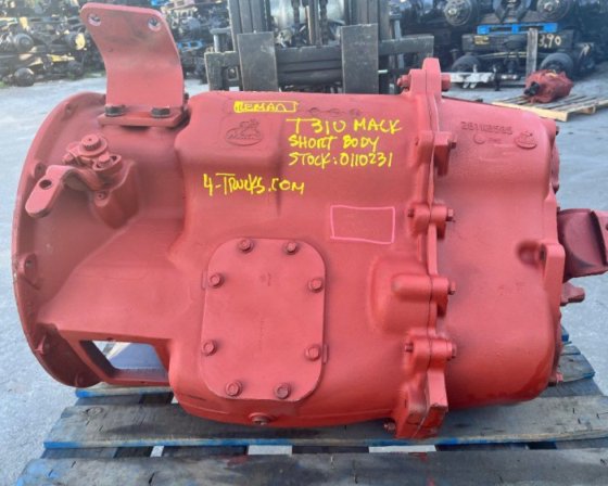 2011 MACK T310 TRANSMISSIONS 10 SPEED in Miami, FL, USA