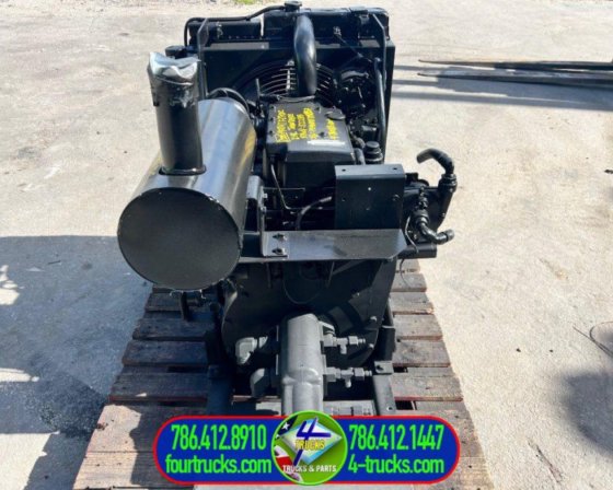 2006 JOHN DEERE 4024TF270C ENGINE 49HP in Miami, FL, USA