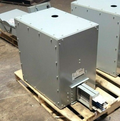 GE SPECTRA LOW AMP BUSWAY END TAP BOX 225 AMP 600 VAC 3 PHASE 4 WIRE ...