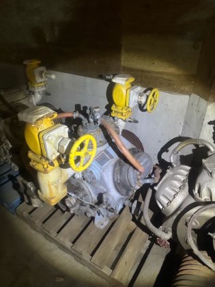 Mycom Ammonia reciprocating compressor: Model: N6WA in Houston, TX, USA