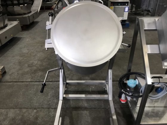 Injectstar Vacuum tumbler in Bury St Edmunds, England, United Kingdom