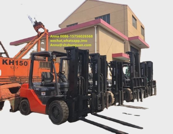 japan toyota 62-8fd30 Forklift 3 ton diesel engine with 3stage 4500mm ...