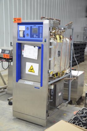 GETINGE 533LS VACUUM STEAM STERILIZER WITH DIGITAL MICROPROCESSOR ...