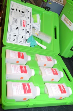 SPILL-X ACID SPILL KIT in Canada