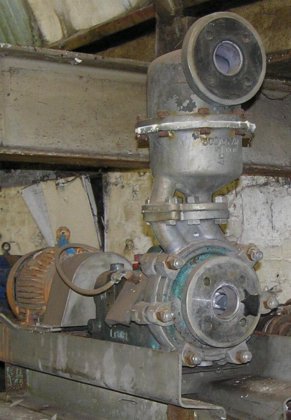 Labour Self Priming Pump Model 15UPL in Blackburn, England, United Kingdom