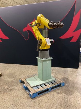 FANUC M-20IA ROBOT W R-30IB CONTROLLER in Detroit, MI