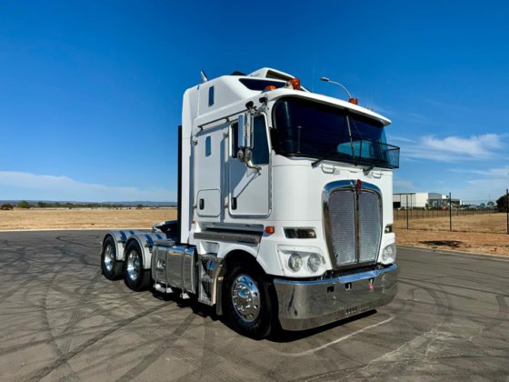 2015 KENWORTH K200 in Brookvale, New South Wales, Australia