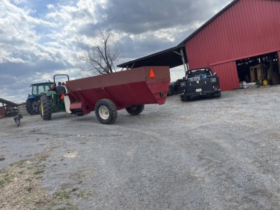 2007 CUSTOM MADE 10 MANURE SPREADERS in Lexington, KY, USA