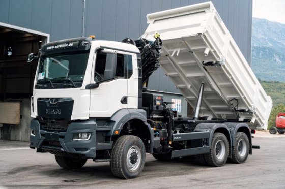 2022 MAN TGS 33.430 6x6 /3-side- tipper / crane HIAB 228 in Porta ...
