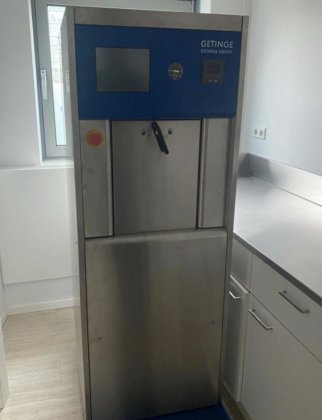 Getinge HS33 Steam Sterilizer in Zevenhuizen, Netherlands