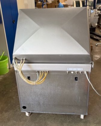 Vacuum sealer Multivac C400 in Nuremberg, Bavaria, Germany