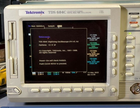 Tektronix TDS684C Digital Realtime Oscilloscope 1GHz 5GS/s 13 1F 2F in ...