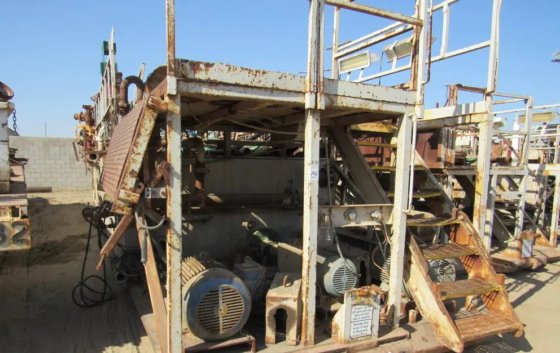 228 BBL Mud Mixing System in California, USA