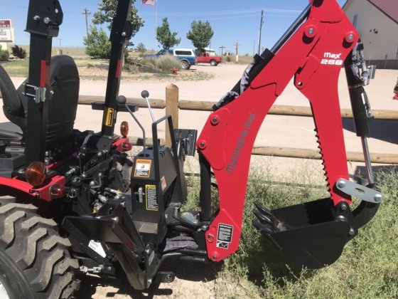 2022 Mahindra Max 26 XLT HST 4x4 with Loader and Backhoe On Order in ...