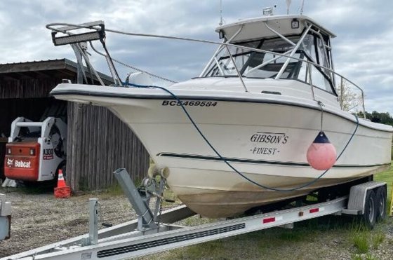 2003 Trophy 2509 Walkaround in Toronto, Ontario, Canada